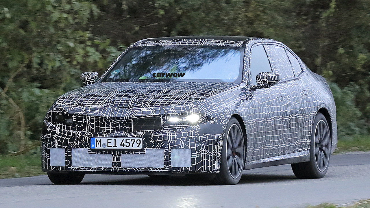 Neuer BMW 3er im Look der Neuen Klasse - Erste Bilder des Erlkönigs | carwow.de