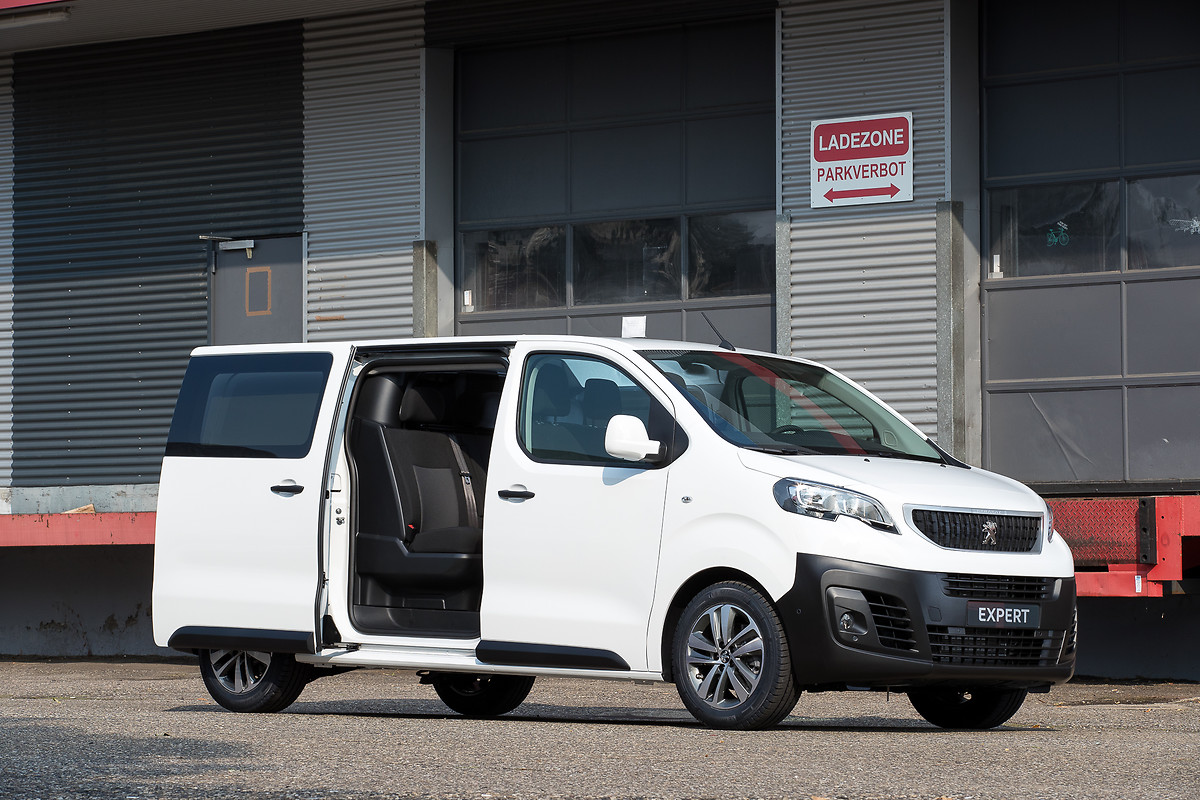 Peugeot Expert Kombi: Preis, Motoren, Ausstattungen und Alternativen ...