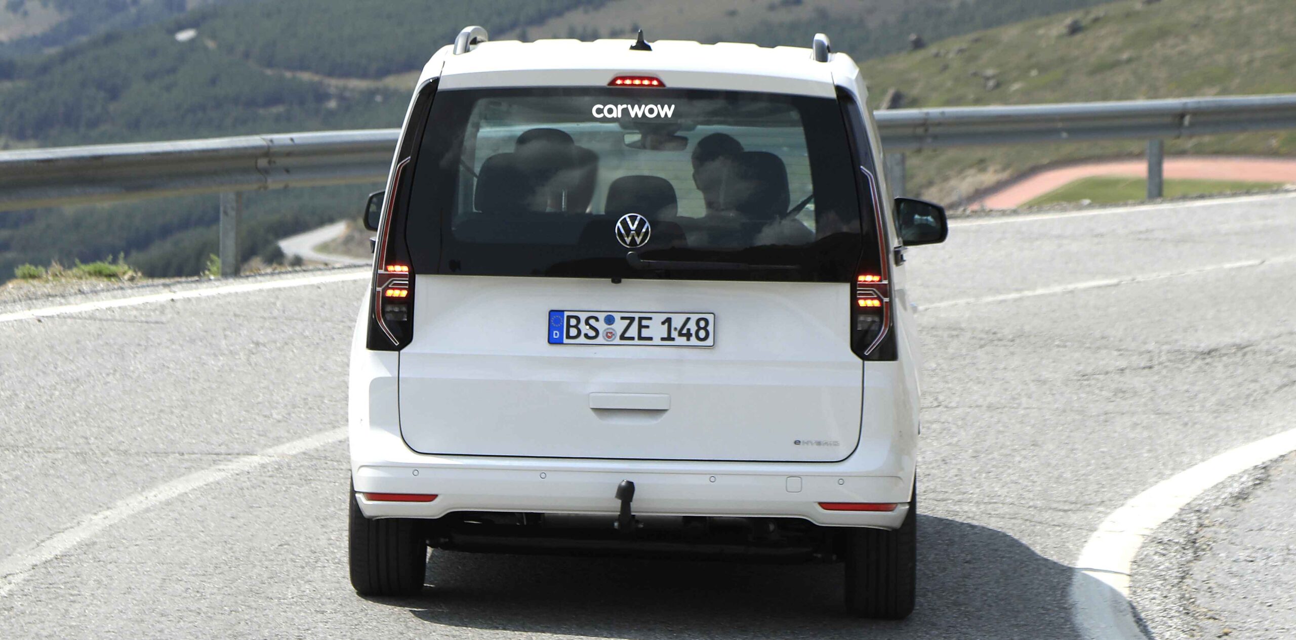 VW Caddy eHybrid bei Testfahrten: Preise und Verkaufsstart | Carwow